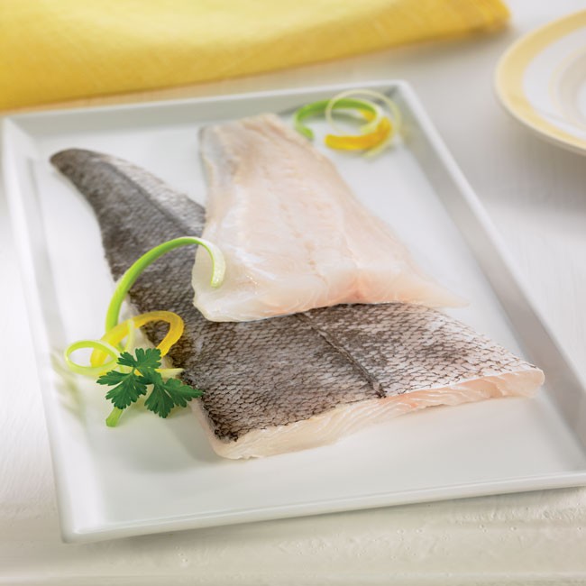 Merluza Austral Porción con piel Granel formato 1Kg. – Puromar